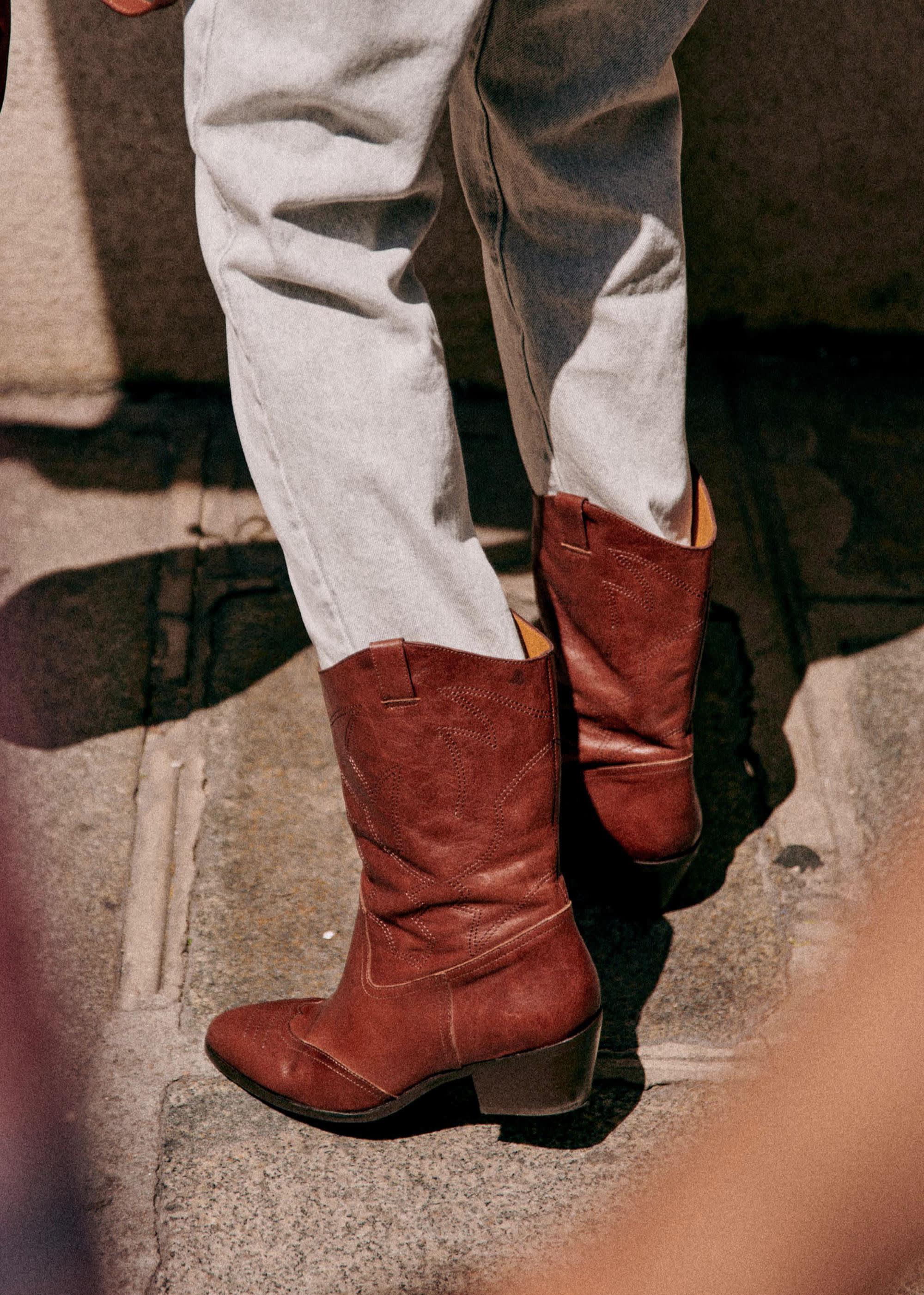 Chelsea boot in calfskin by LOEWE | jellibeans